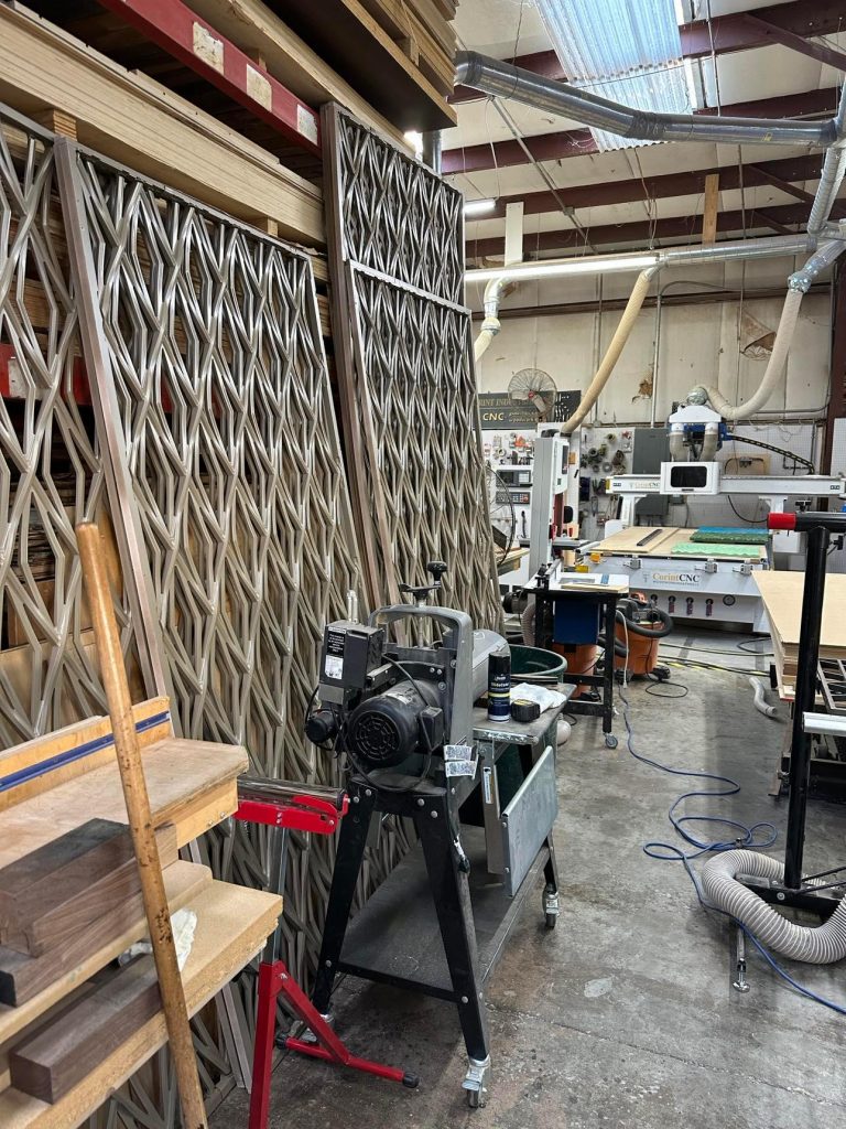 Decorative Shattered Screen FRW 026 | Corint CNC Woodworking and Panels